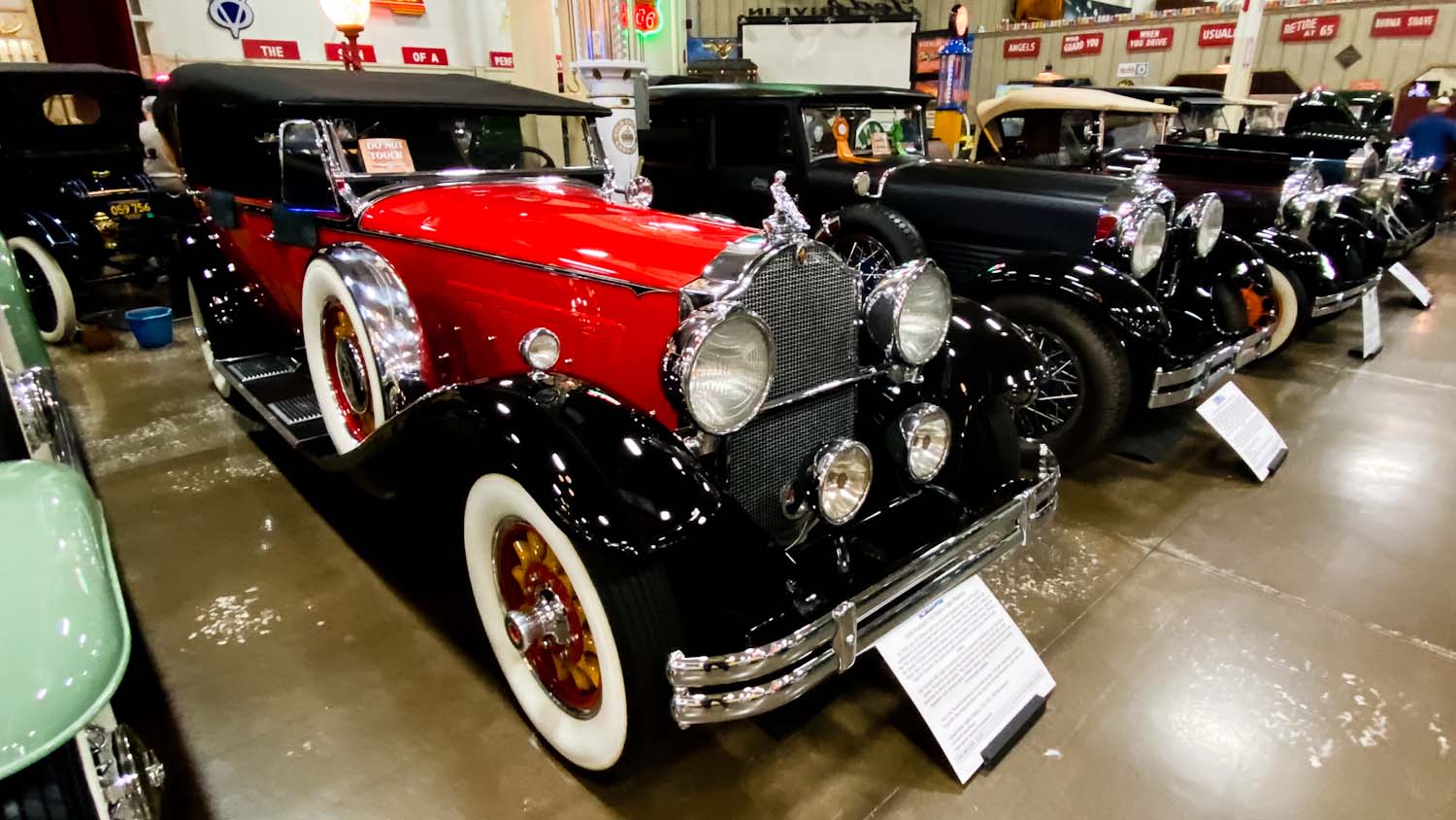 Stahls Automotive Museum - A Place Full of Amazing Cars